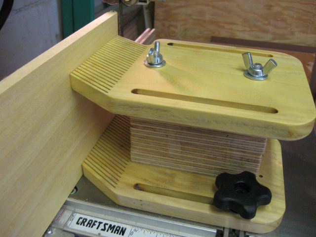 Dual Featherboards - FineWoodworking