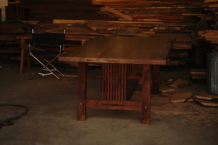 Walnut Dining Table - FineWoodworking