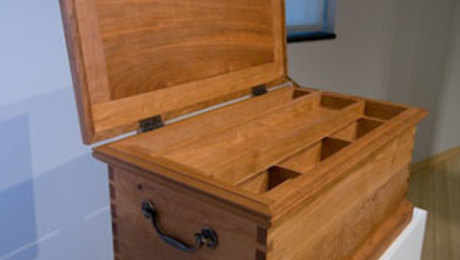 Classic tool chest - FineWoodworking