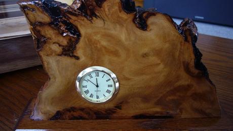 Kauri Desk Clock - FineWoodworking