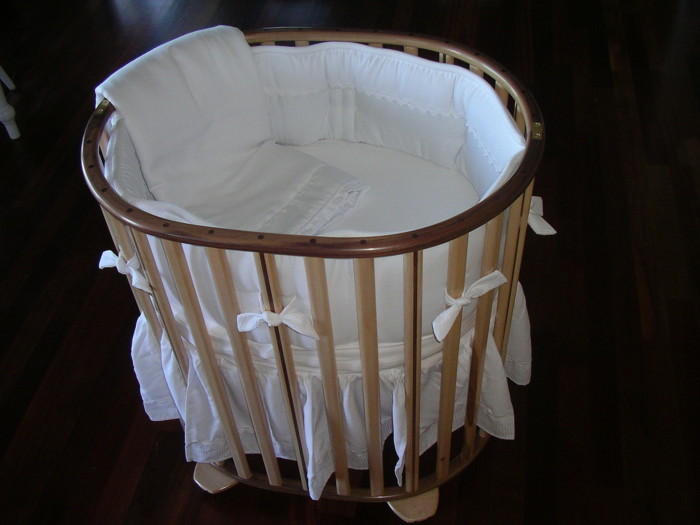 Lisa's Crib - FineWoodworking