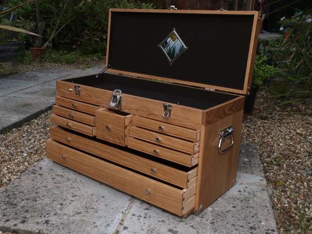 Tool Box : apprentice piece in oak - FineWoodworking