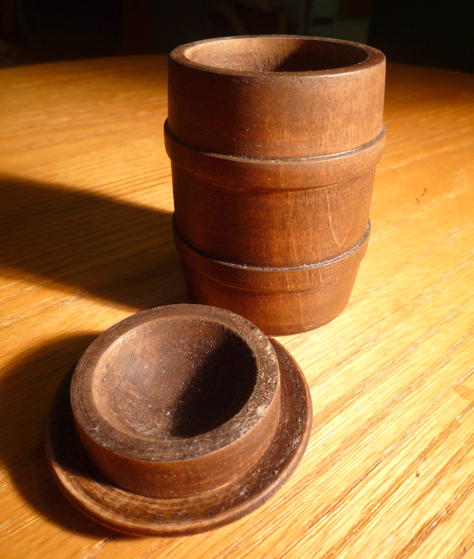 Walnut Barrel Box - FineWoodworking
