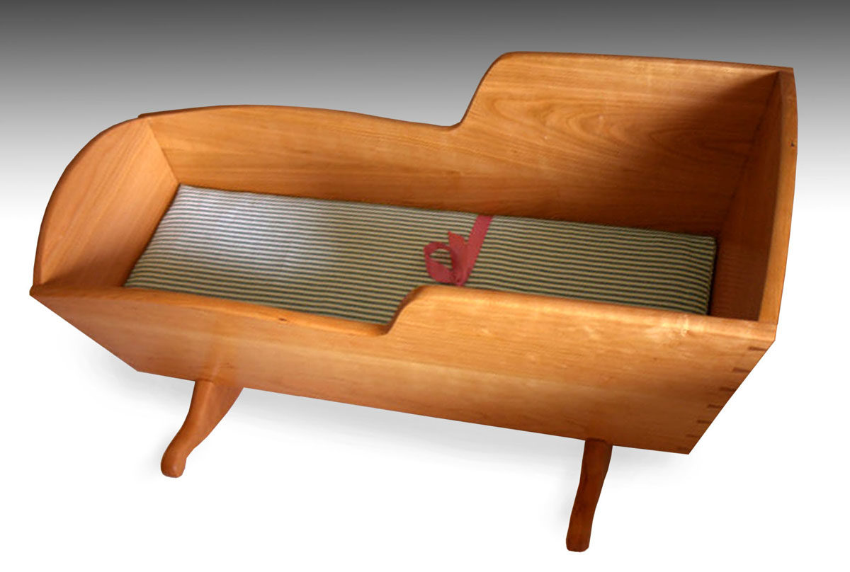 Shaker cherry cradle - FineWoodworking