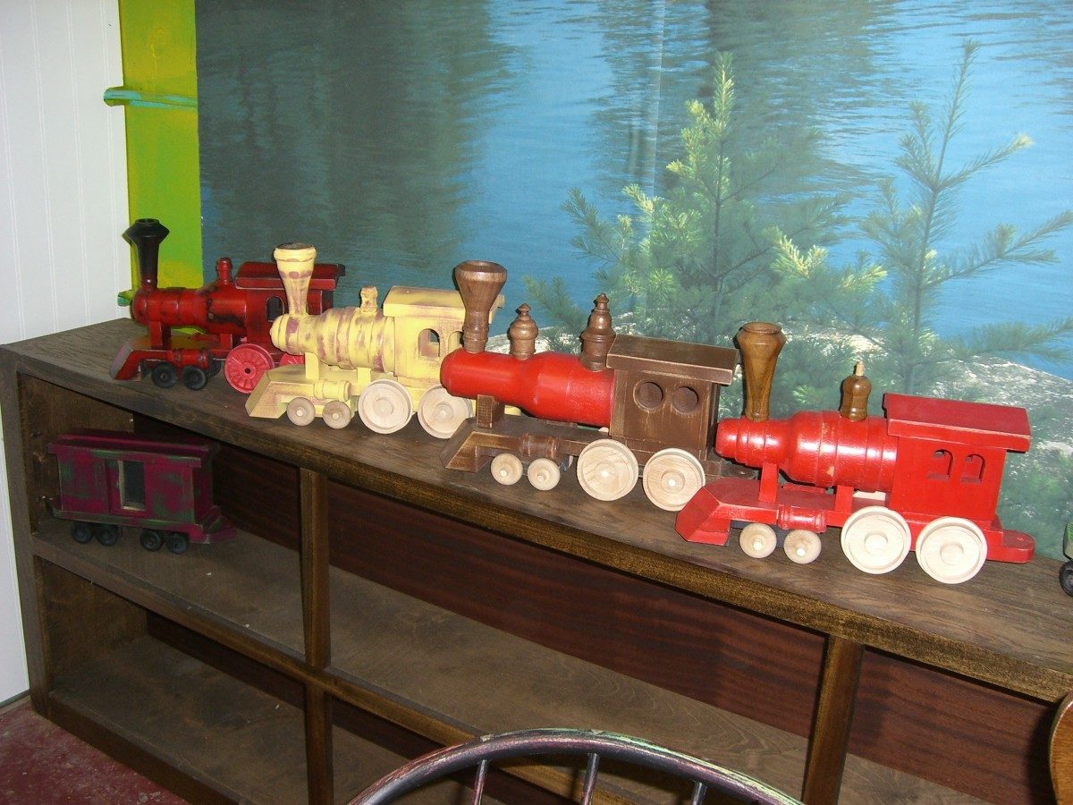 American 4-4-0 Locomotive Train Set - FineWoodworking
