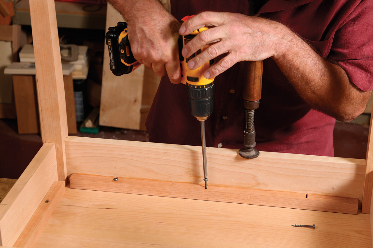 Attaching Solid-Wood Tabletops - FineWoodworking