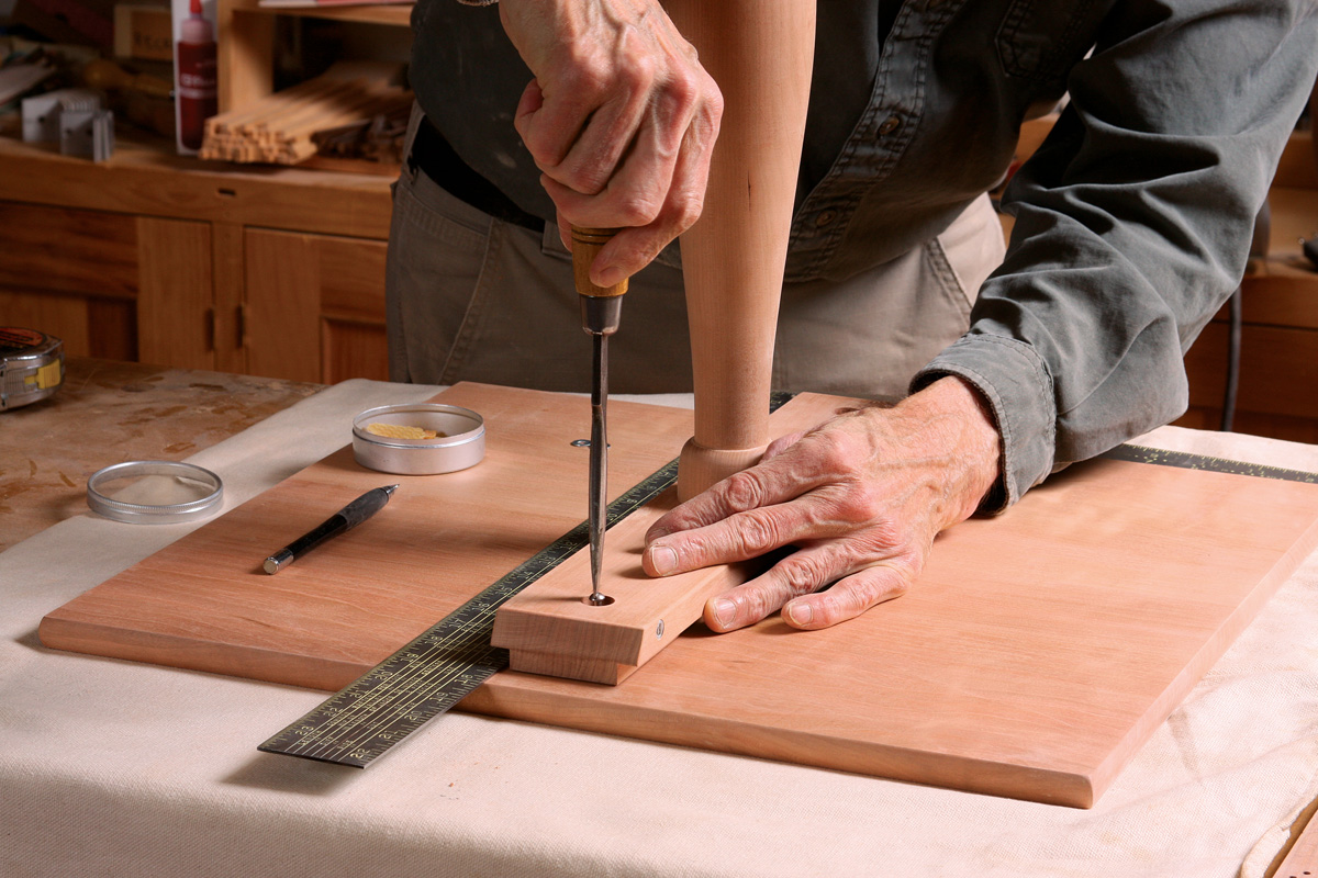 Shaker Sewing Stand - FineWoodworking