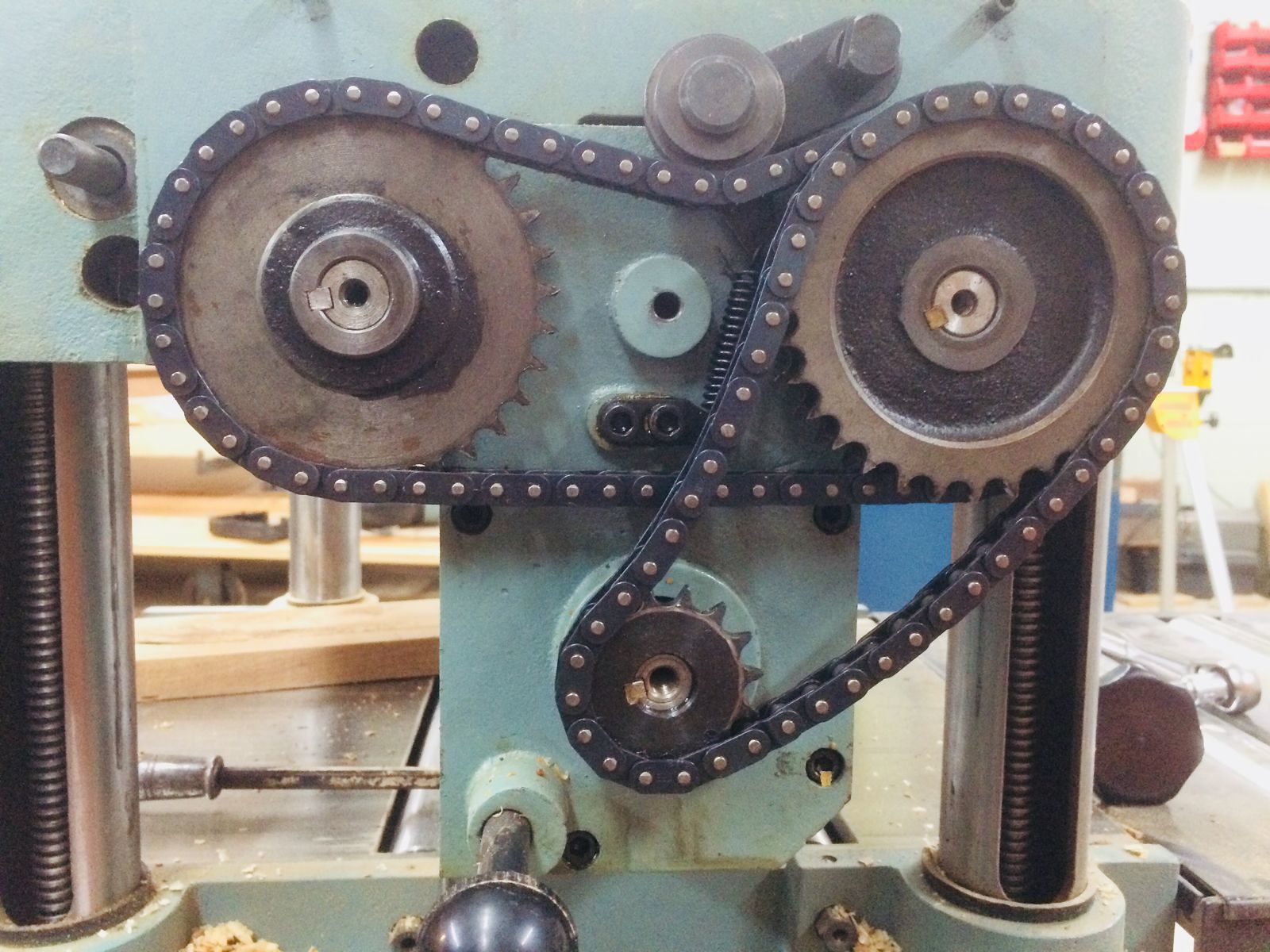 Upgrading a Planer With a Segmented Cutterhead, Part 1 - FineWoodworking