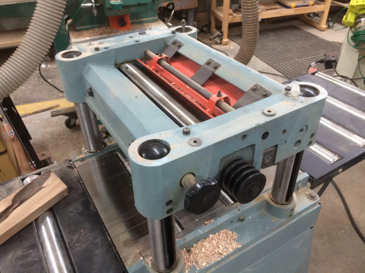 Upgrading a Planer With a Segmented Cutterhead, Part 1 - FineWoodworking