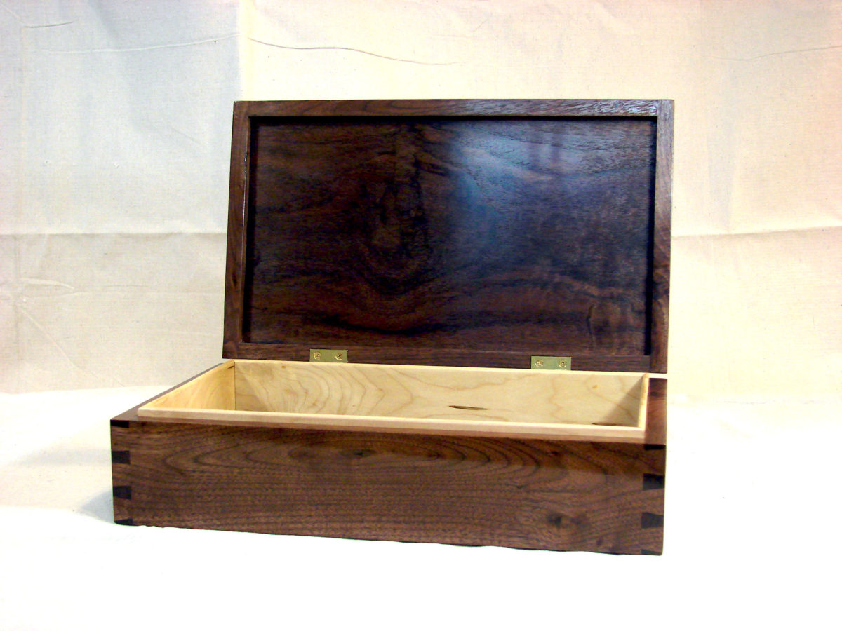 Walnut Heirloom Box - FineWoodworking