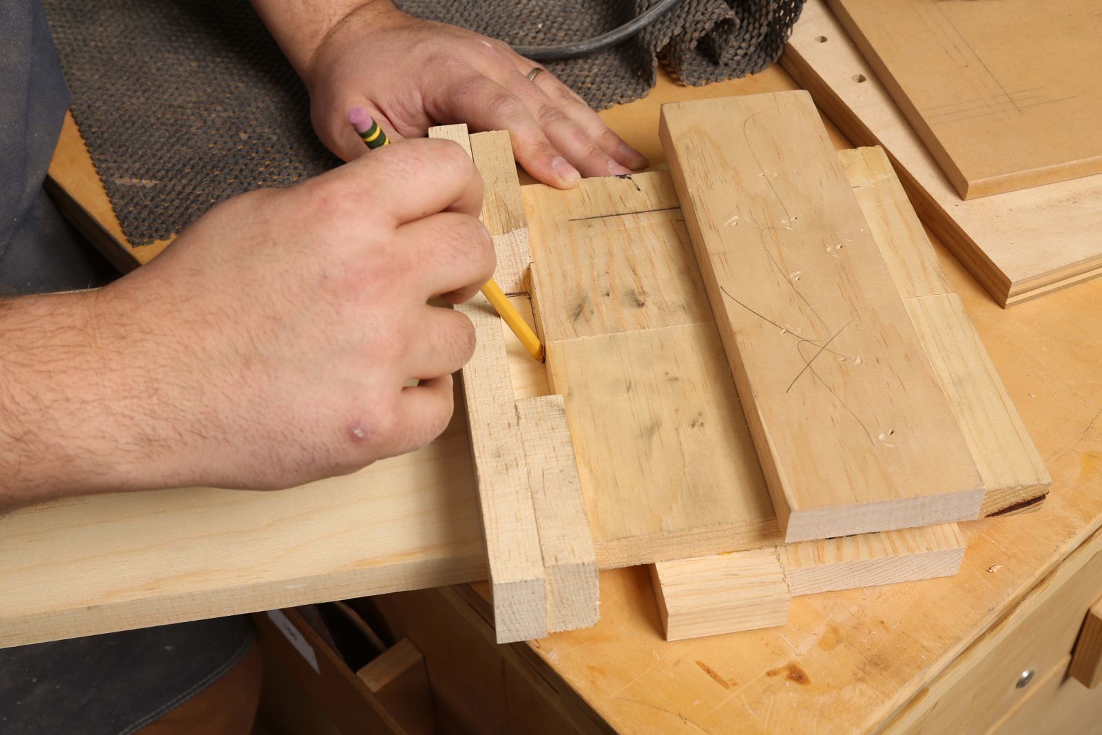 Build a Shaker Step Stool with Your Kids - FineWoodworking