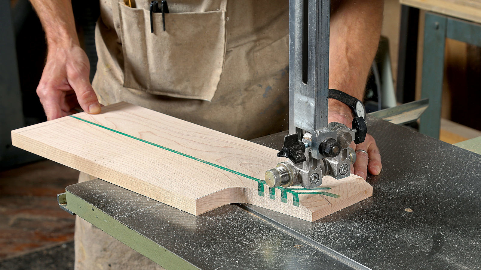 How to create dramatic inlays with epoxy - FineWoodworking