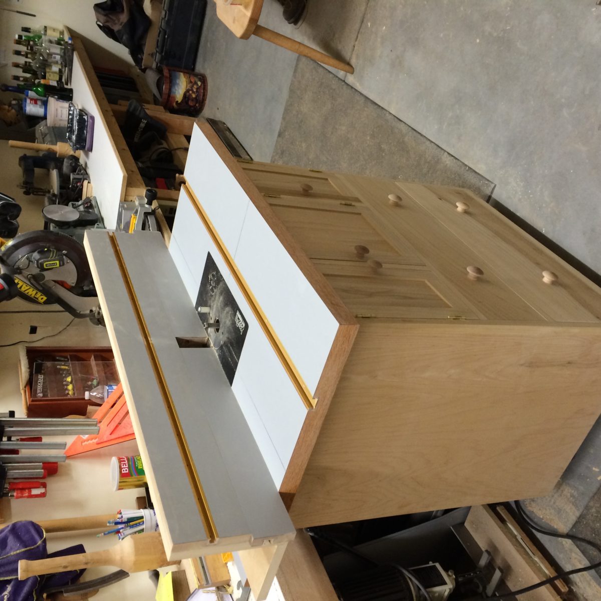 Router table. - FineWoodworking