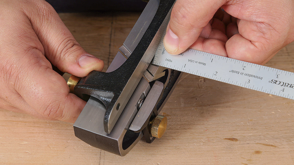 Three ways hand-tool woodworkers cut a rabbet joint