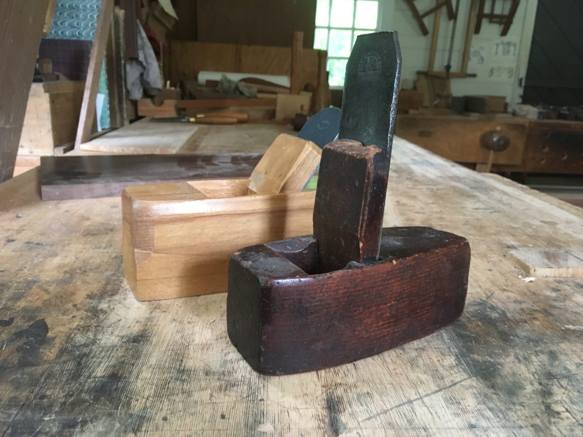 Toothing plane is for more than just veneer by Bill Pavlak