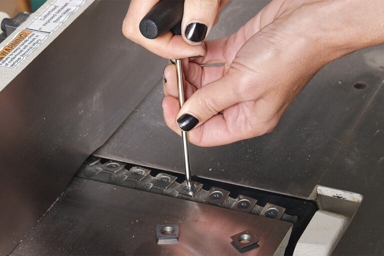 Tool Test: 8-in. Jointers - FineWoodworking