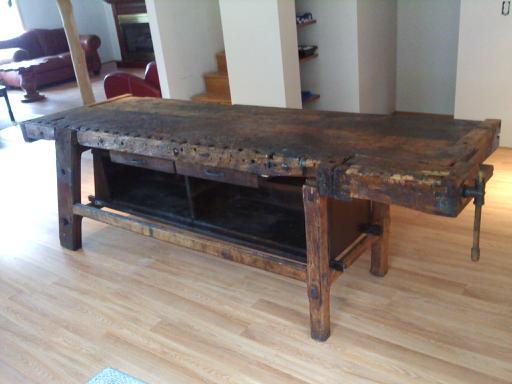 How to restore an old woodworking bench - FineWoodworking