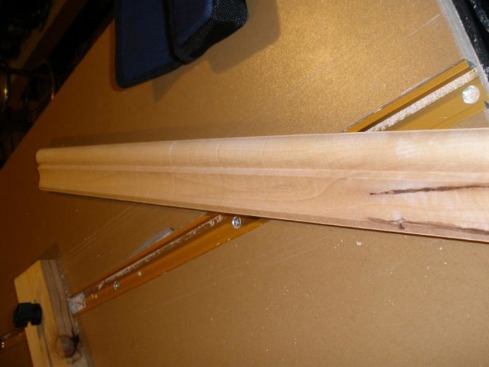 Router table chatter with crown molding - FineWoodworking