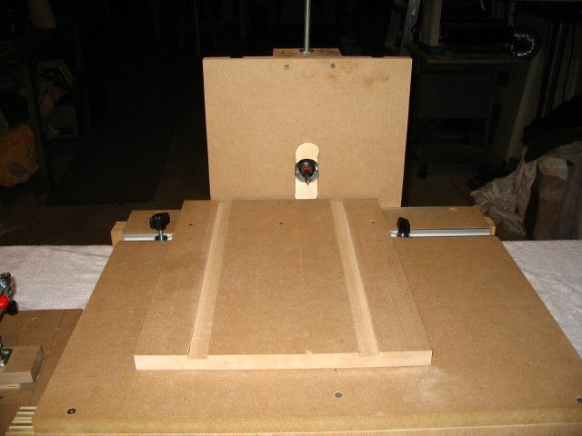 Nifty DIY horizontal router design? - FineWoodworking