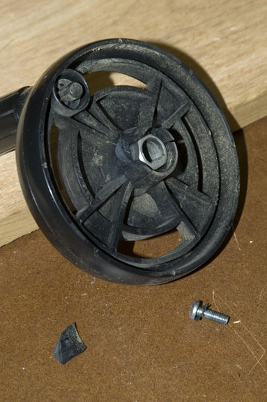 Craftsman TS Hand-wheel Replacement - FineWoodworking