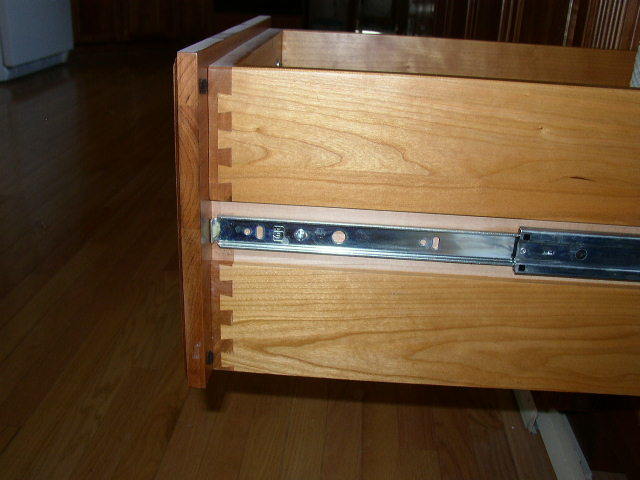 Drawer joints - FineWoodworking