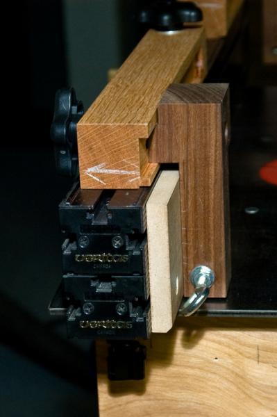 Lee Valley Router Fence Stops - FineWoodworking