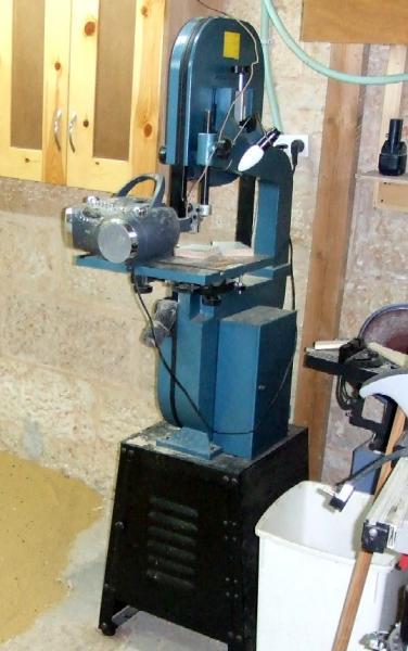 Vintaage Band Saw - FineWoodworking