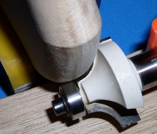 Roundover router bit w/ curved bearing? - FineWoodworking