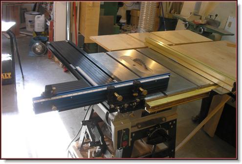 Jessem sliding table on a contractor saw - FineWoodworking