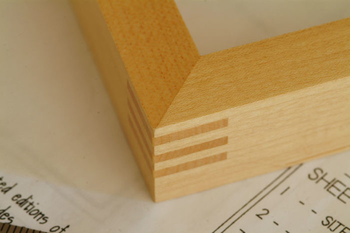Splines in Mitre Joints - FineWoodworking