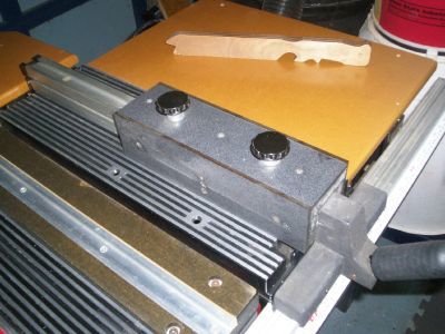 Best way to build a sacrifical fence? - FineWoodworking