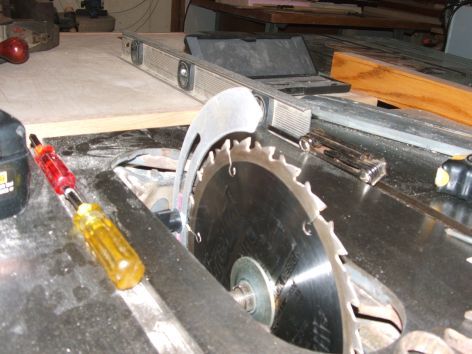 BORK riving knife - FineWoodworking