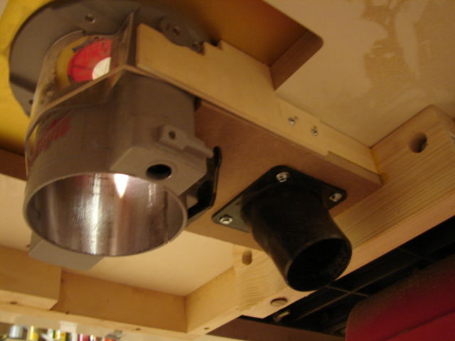 Dust collection for router - FineWoodworking