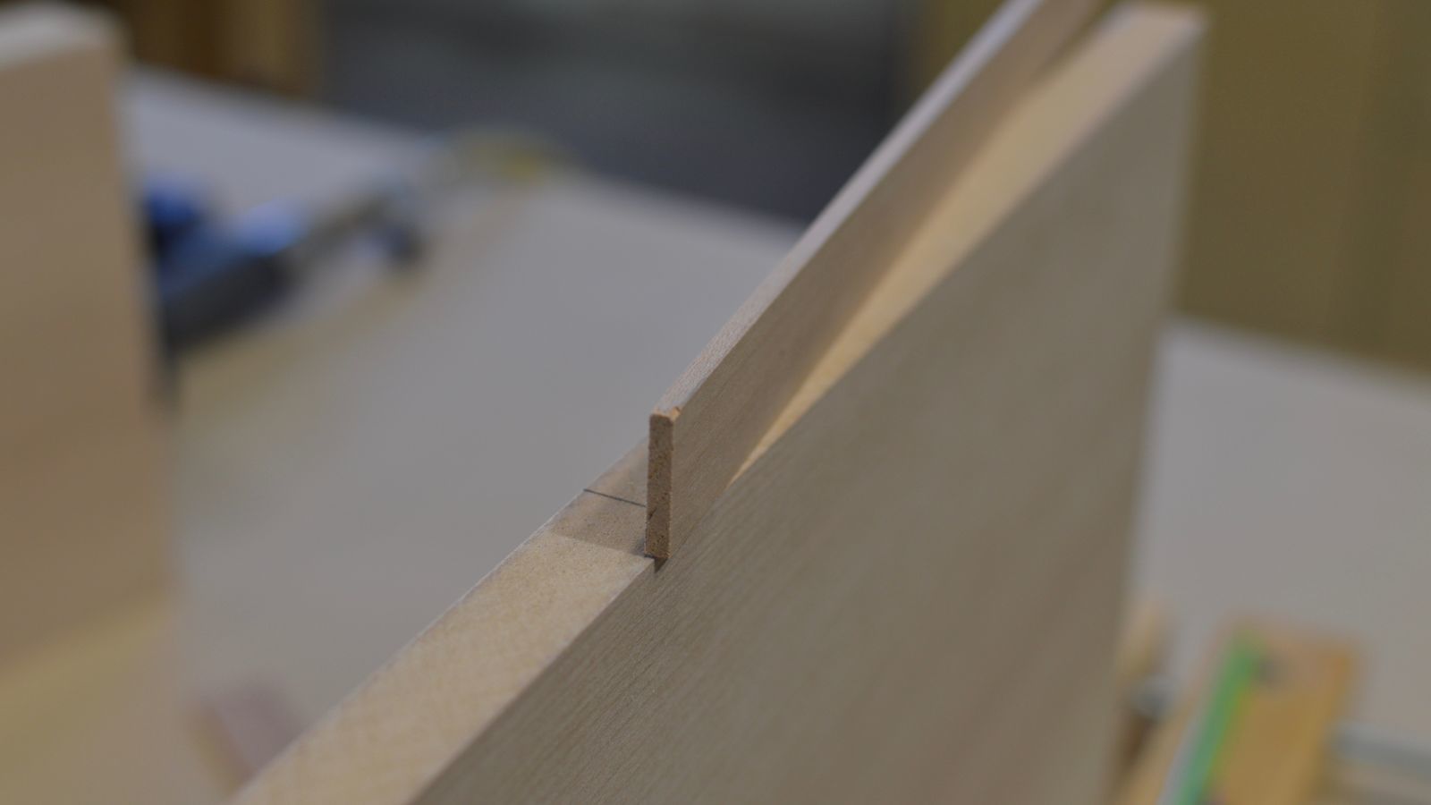 Shopmade clamps make edge banding easy - FineWoodworking