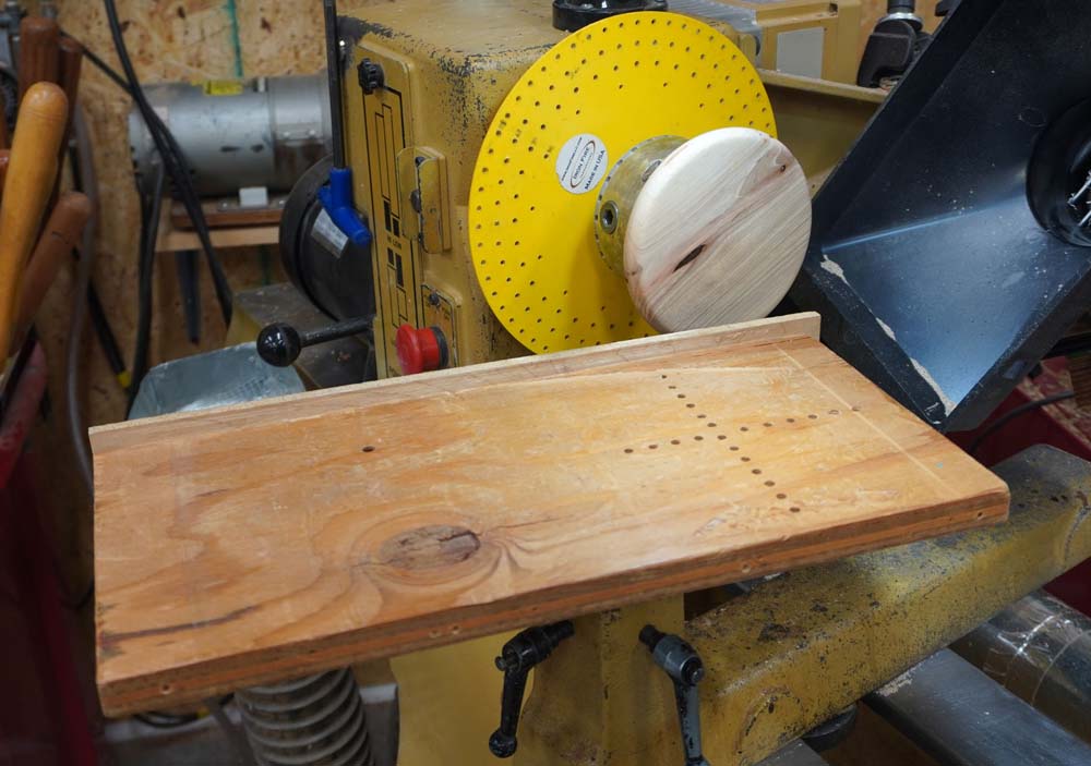 Using a router at the lathe - FineWoodworking