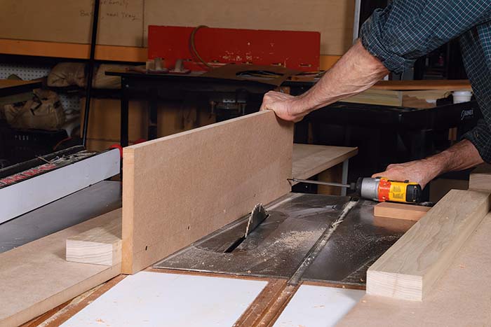 How to Cut Coves on the Table Saw - FineWoodworking