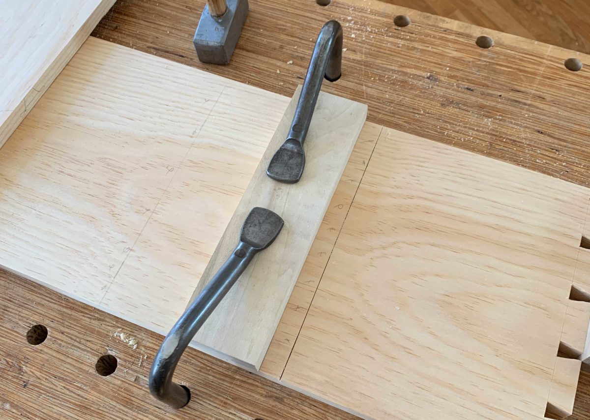 An (Almost) Foolproof Method for Hand-Cut Dadoes - FineWoodworking