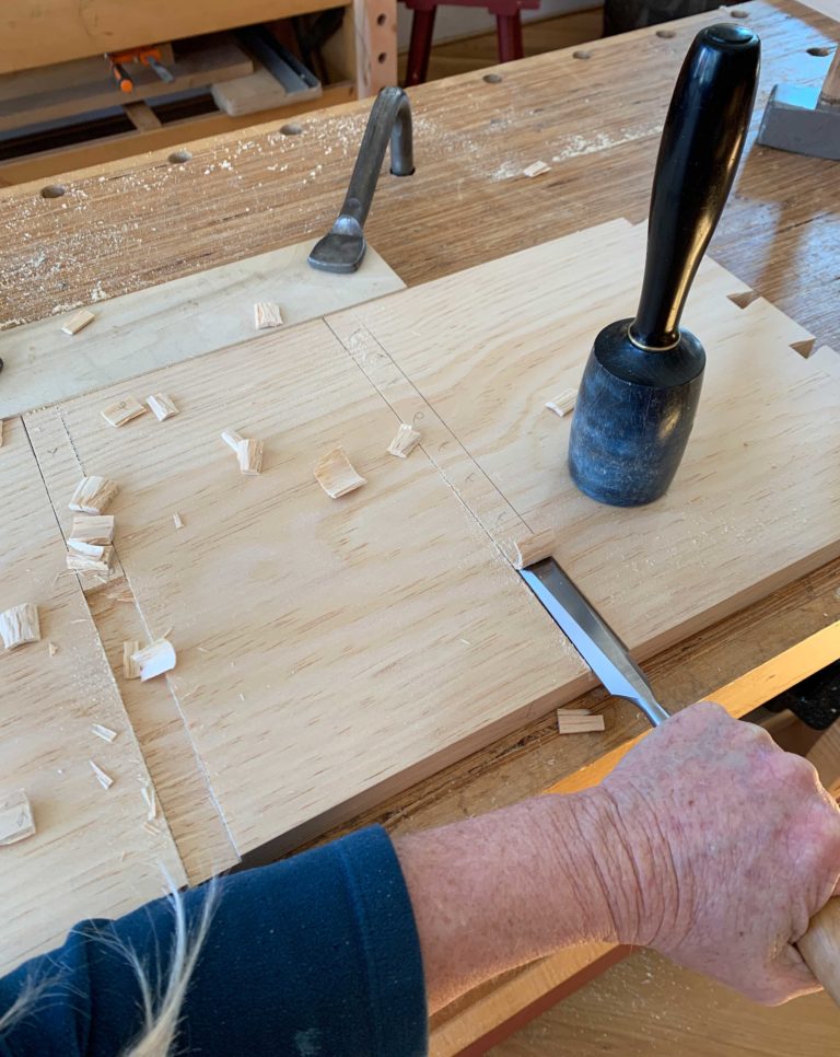 An (Almost) Foolproof Method for Hand-Cut Dadoes - FineWoodworking