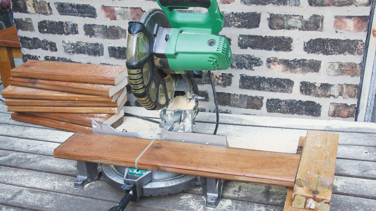 Build a Bench Around a Tree - FineWoodworking