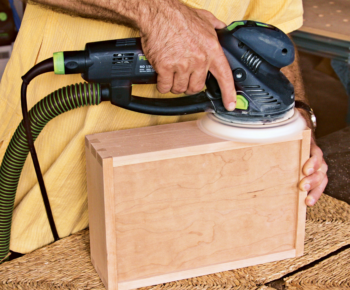 How to Assemble a Dovetailed Box - FineWoodworking