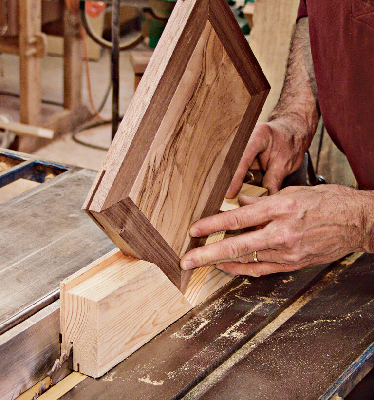 A Dovetail Box with Wooden Hinges, Part 2 - FineWoodworking