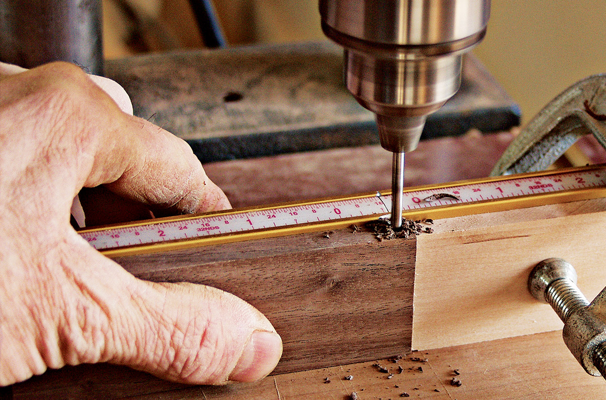 A Dovetail Box with Wooden Hinges, Part 2 - FineWoodworking