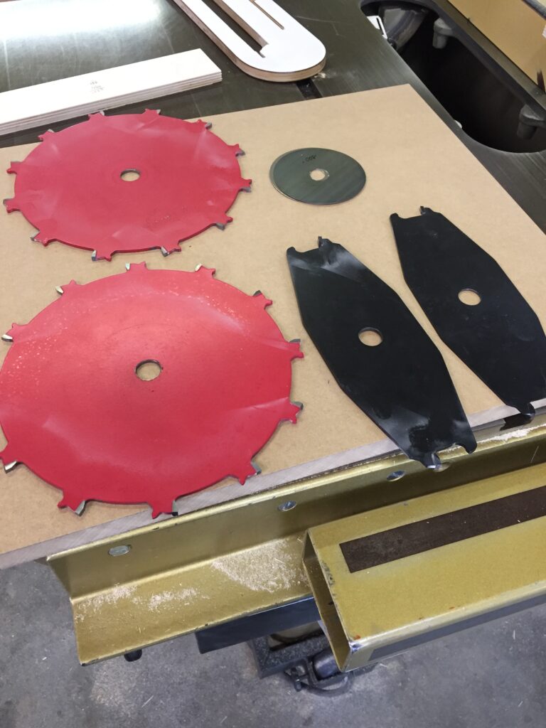 Dialing in a dado stack on the first try - FineWoodworking