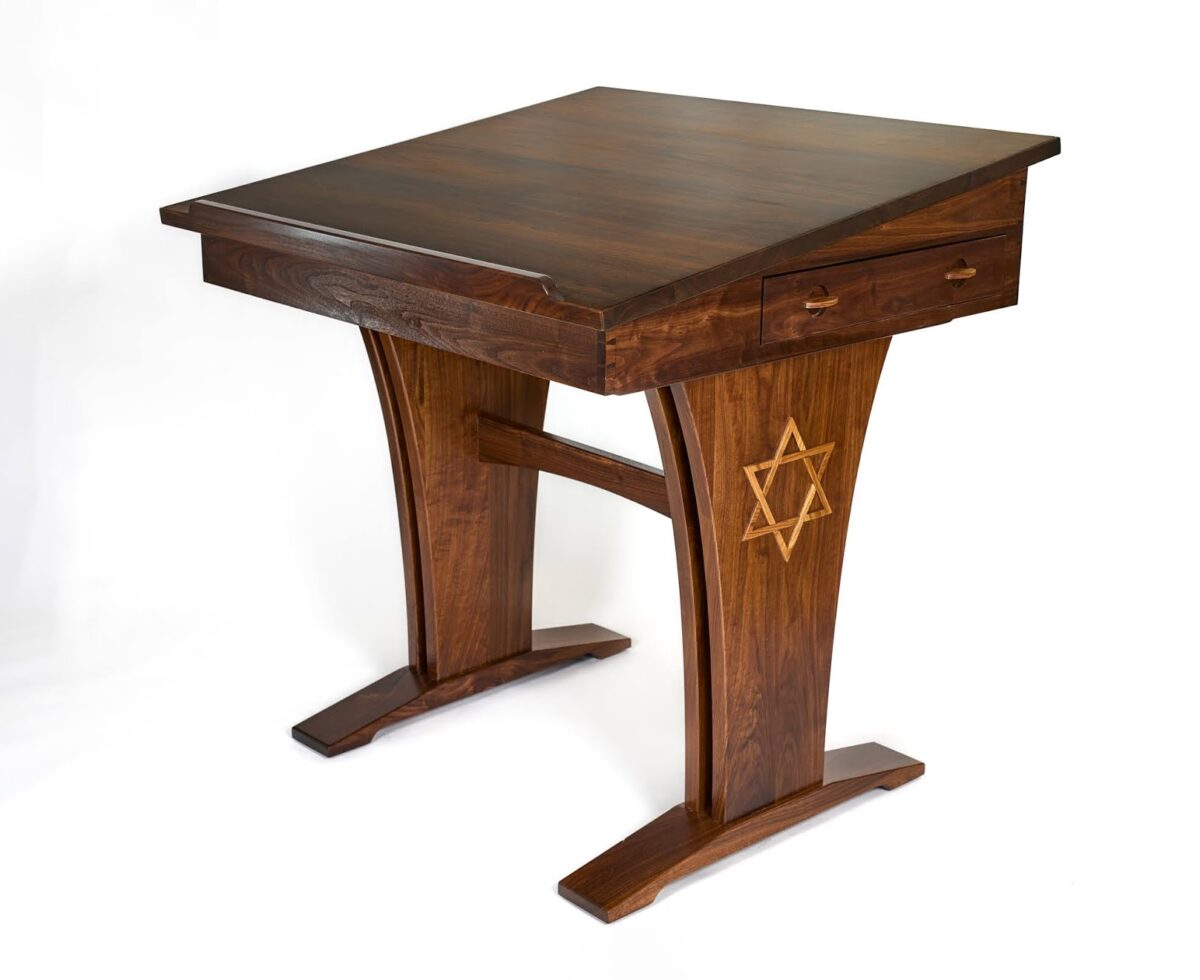 Bimah (Torah Reading Table) - FineWoodworking