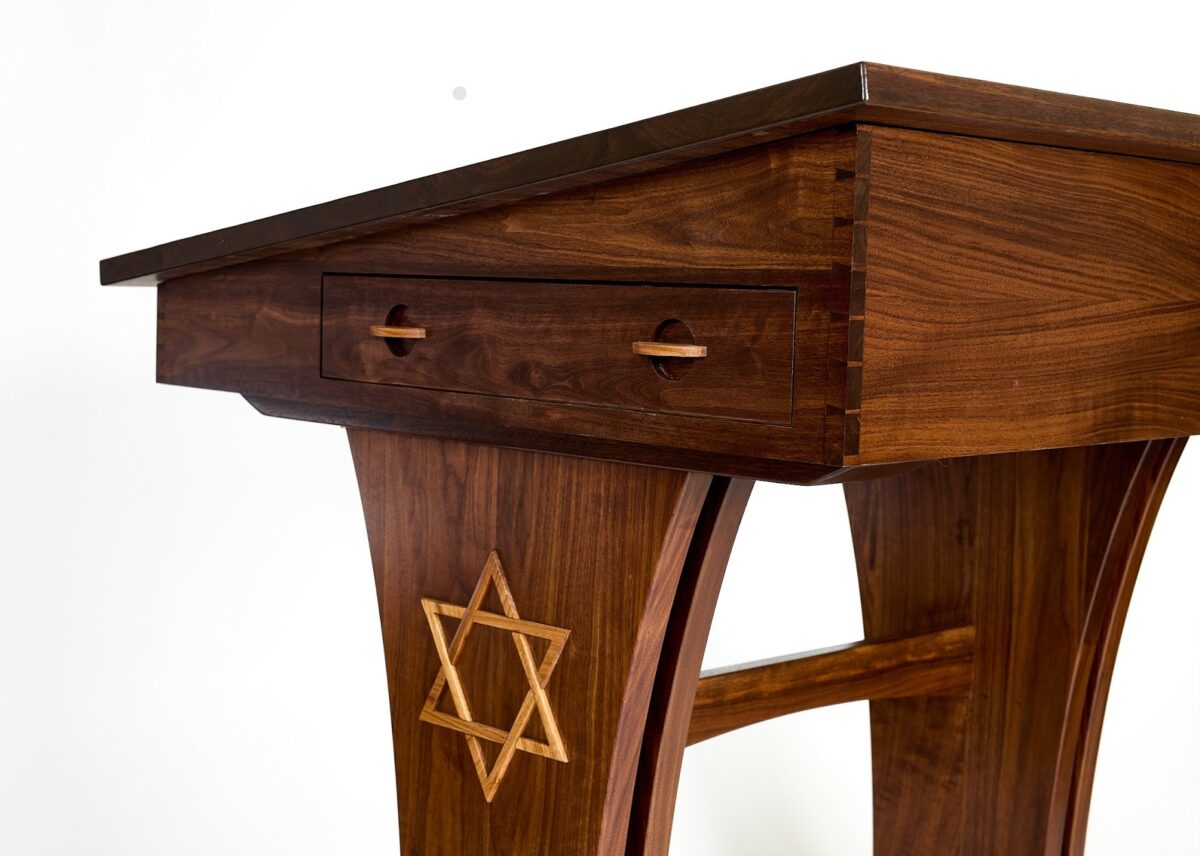 Bimah (Torah Reading Table) - FineWoodworking