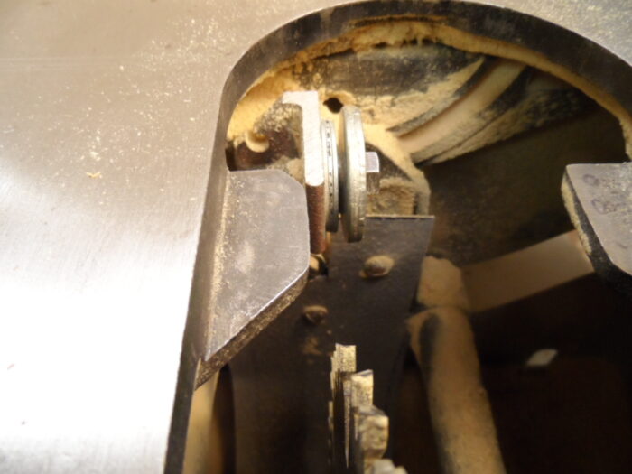 Retrofit better riving knife and blade guard - FineWoodworking