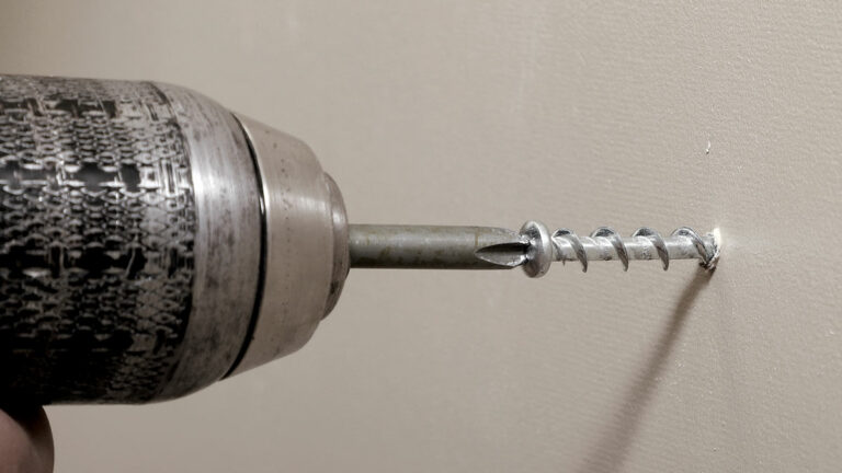 Choosing the right wall anchors - FineWoodworking