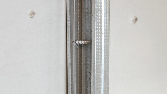 Choosing the right wall anchors - FineWoodworking