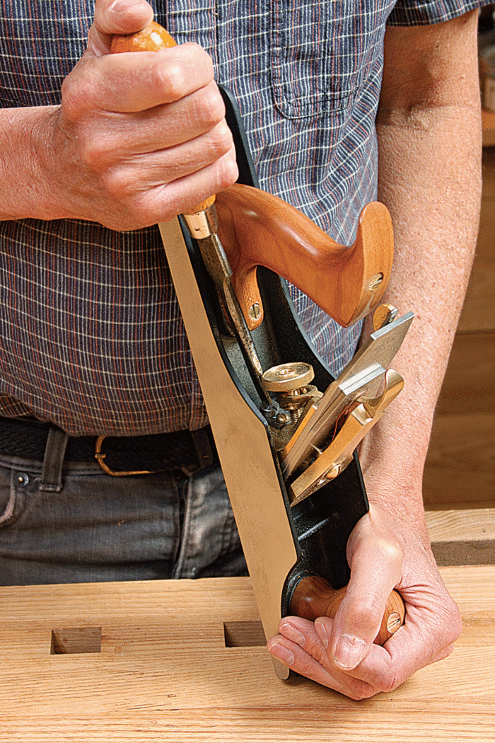Why you need a jack plane - FineWoodworking