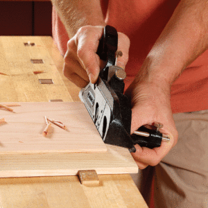 Setting up a fillister plane - FineWoodworking